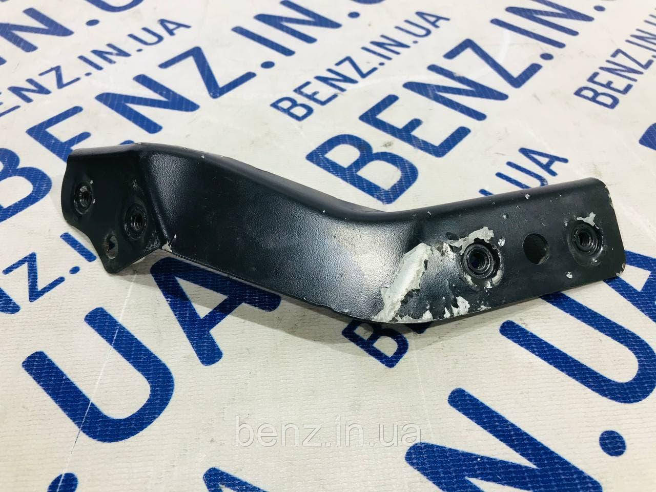 Купить Кронштейн переднего усилителя справа Mercedes W204, X204 ...