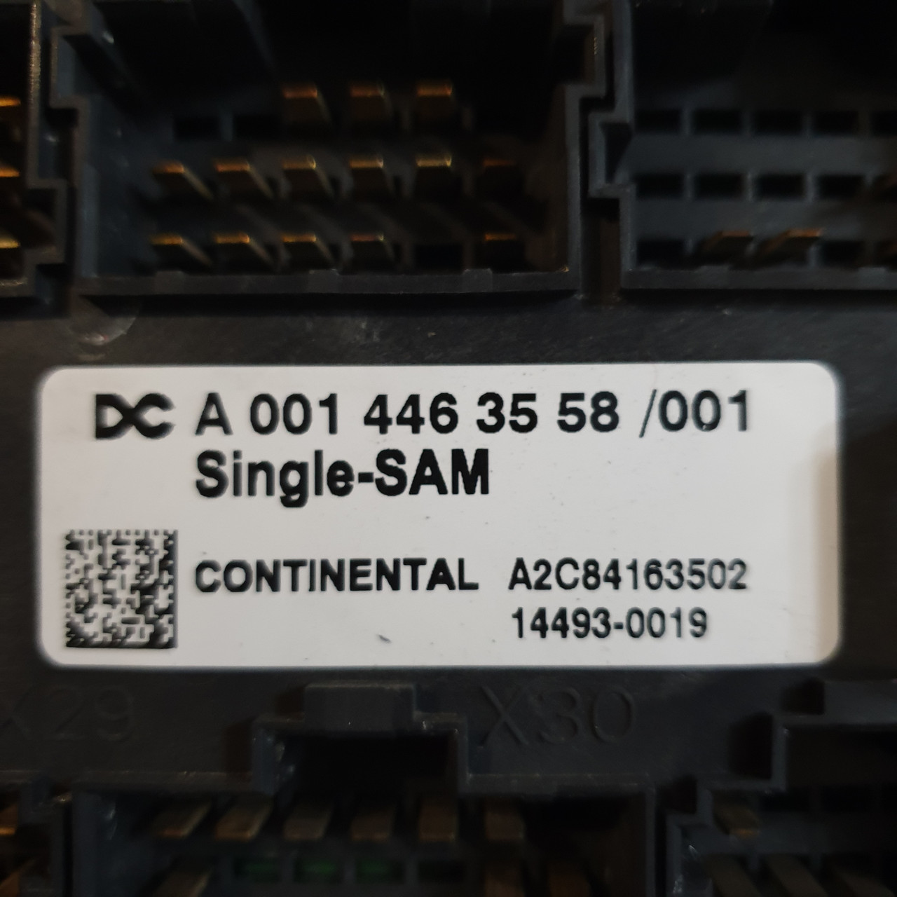 Купить Предохранительная коробка A0014463558/001 Mercedes MP4 Actros ...