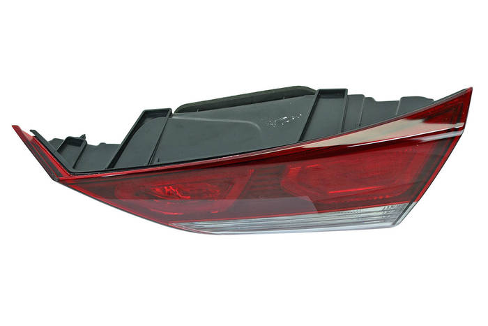 Купить Фонарь Hyundai Elantra 6 AD (2016-2018) галоген внутренний ...