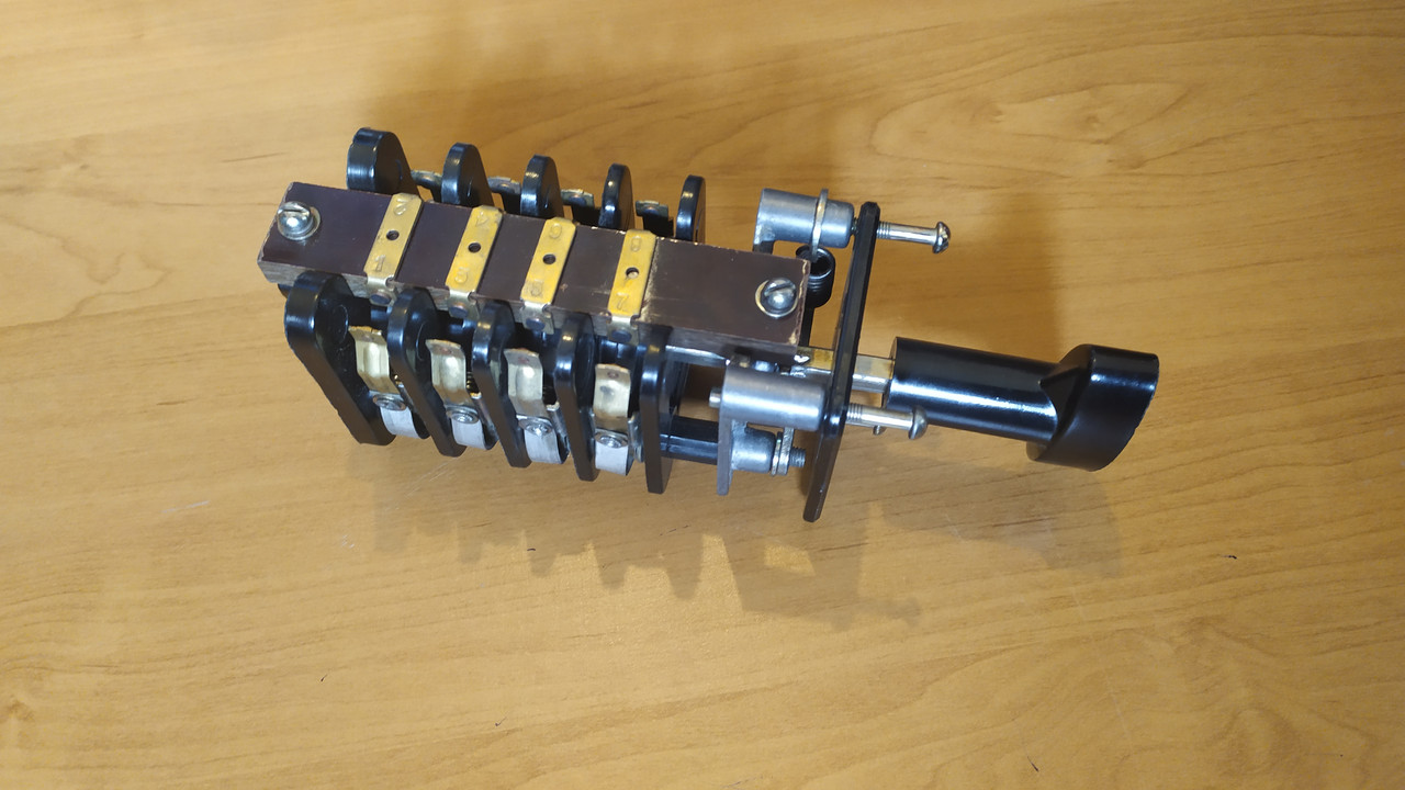 Переключатель УП5312-А45 - 510 ₴ ☎ +380 (67) 561-39-09 "ООО "ГРУППА ...