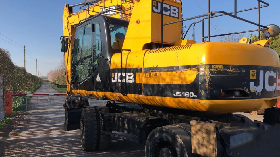Купить Колесный экскаватор JCB JS160W (2012 г)