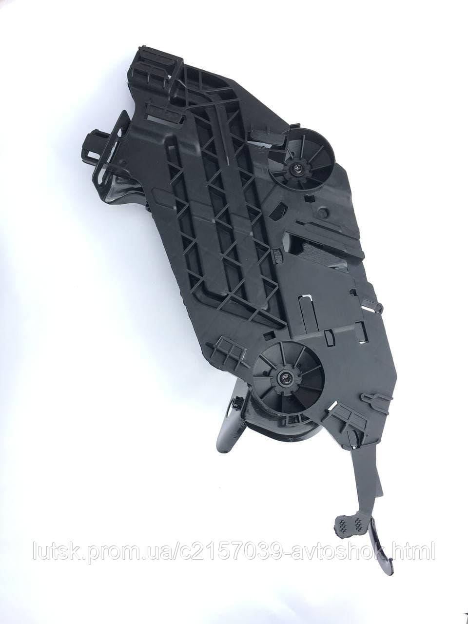 Кронштейн крепление фары (левый, правый) Skoda Octavia A5 FL (2009-2013 ...