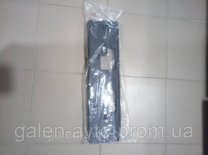 Майданчик GM під номер АвеоТ200 ( 2003-2008) для фар з вбудованими ...