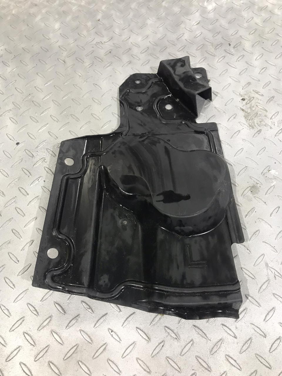 Захист арки ліва бічна Nissan Rogue 2014-2018 р. п б\у Артикул ...