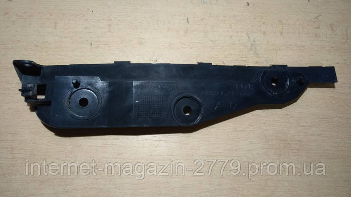 Кронштейн бампера заднього правий MN105764 999567 Colt CZ 3 Mitsubishi ...