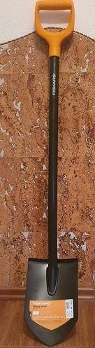 Лопата штикова Fiskars Solid 131413 (1003455), цена 749 грн - Prom.ua (ID#1435825317)