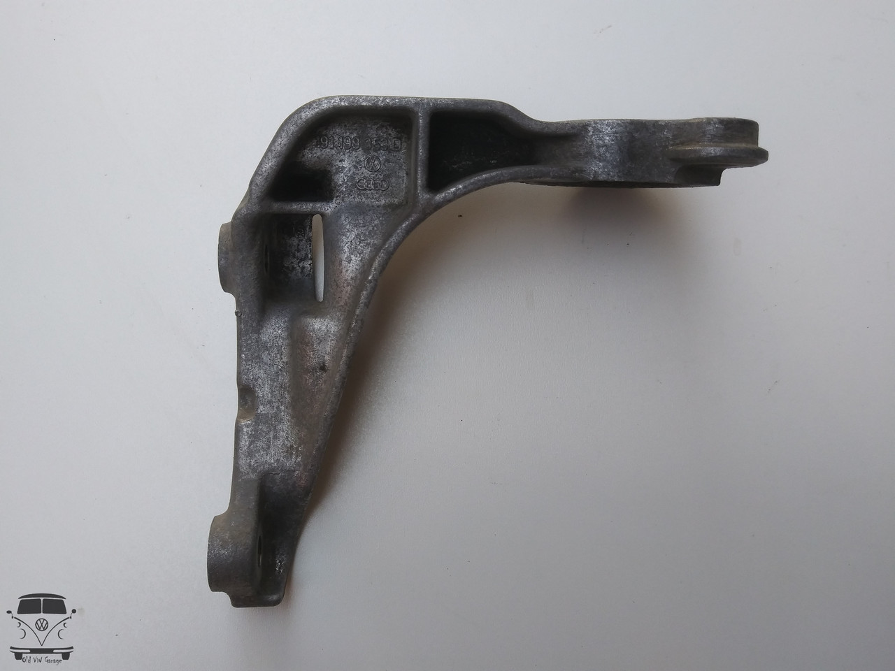 Кронштейн опора коробки передач КПП (191 199 353 D) Гольф 2 3 Венто ...