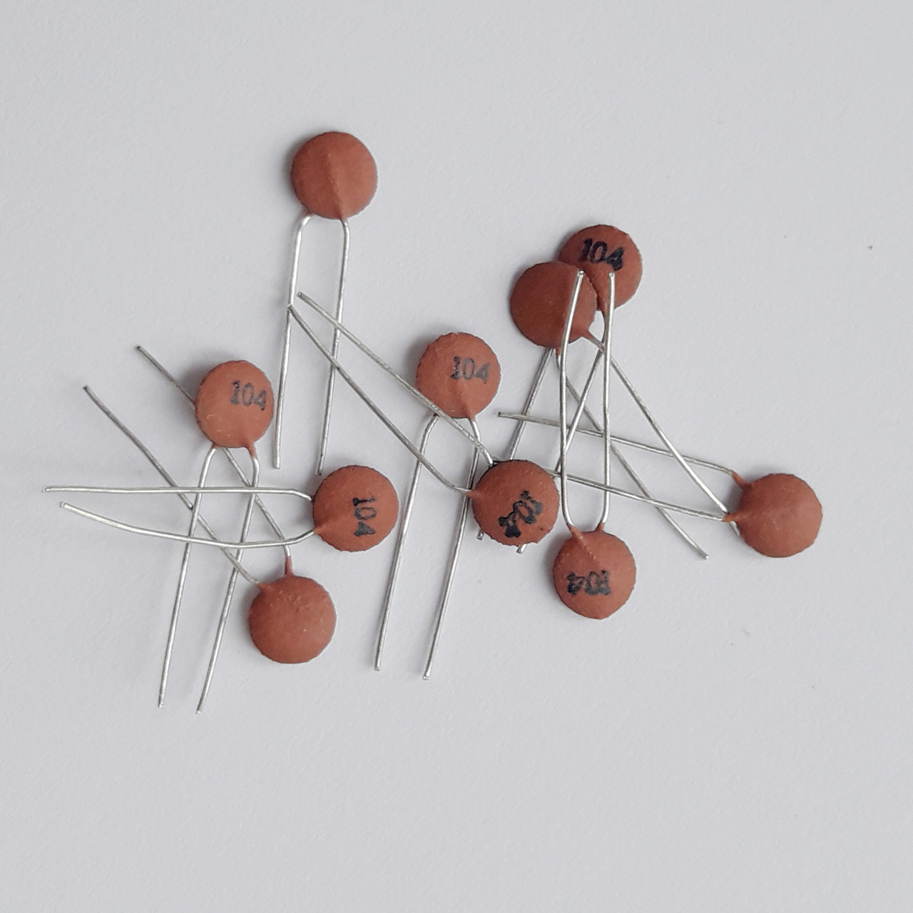 Керамічний конденсатор 104 (100000 pF = 100nF = 0,1 μF), ціна: 2 ...