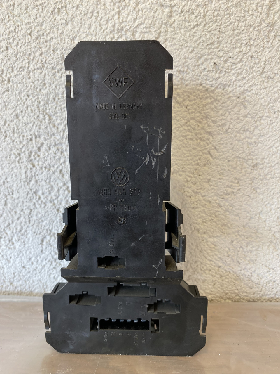 Плата задніх ліхтарів VW Passat b5 3B9 945 257, ціна 200 грн — Prom.ua ...