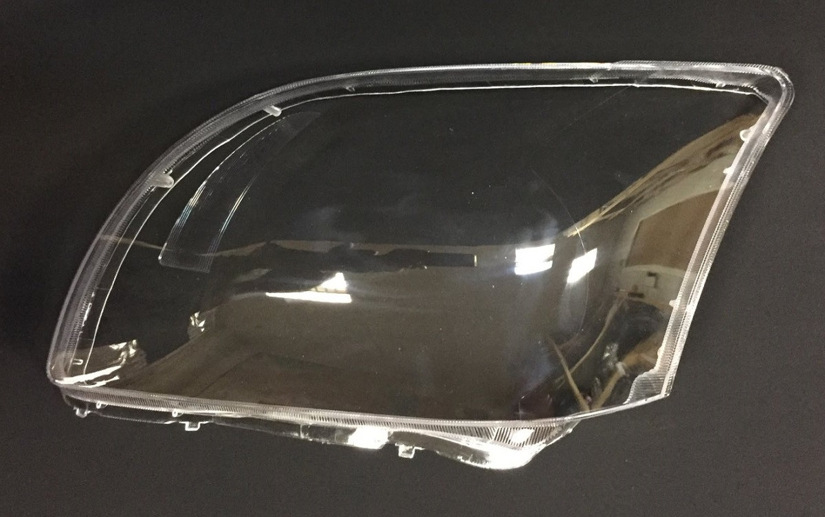 Купить Пластиковое стекло фары Toyota Avensis (T250) 2003-2009 левое ...