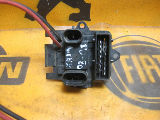 Купить Б/У Резистор печки RENAULT KANGOO RENAULT SYMBOL Clio II ...