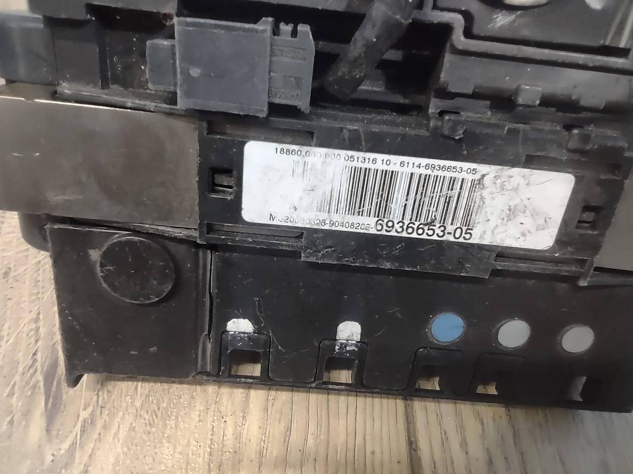 Блок запобіжників BMW 1 E81 E87 2004-2011 693665305 оригінал бмв, ціна ...