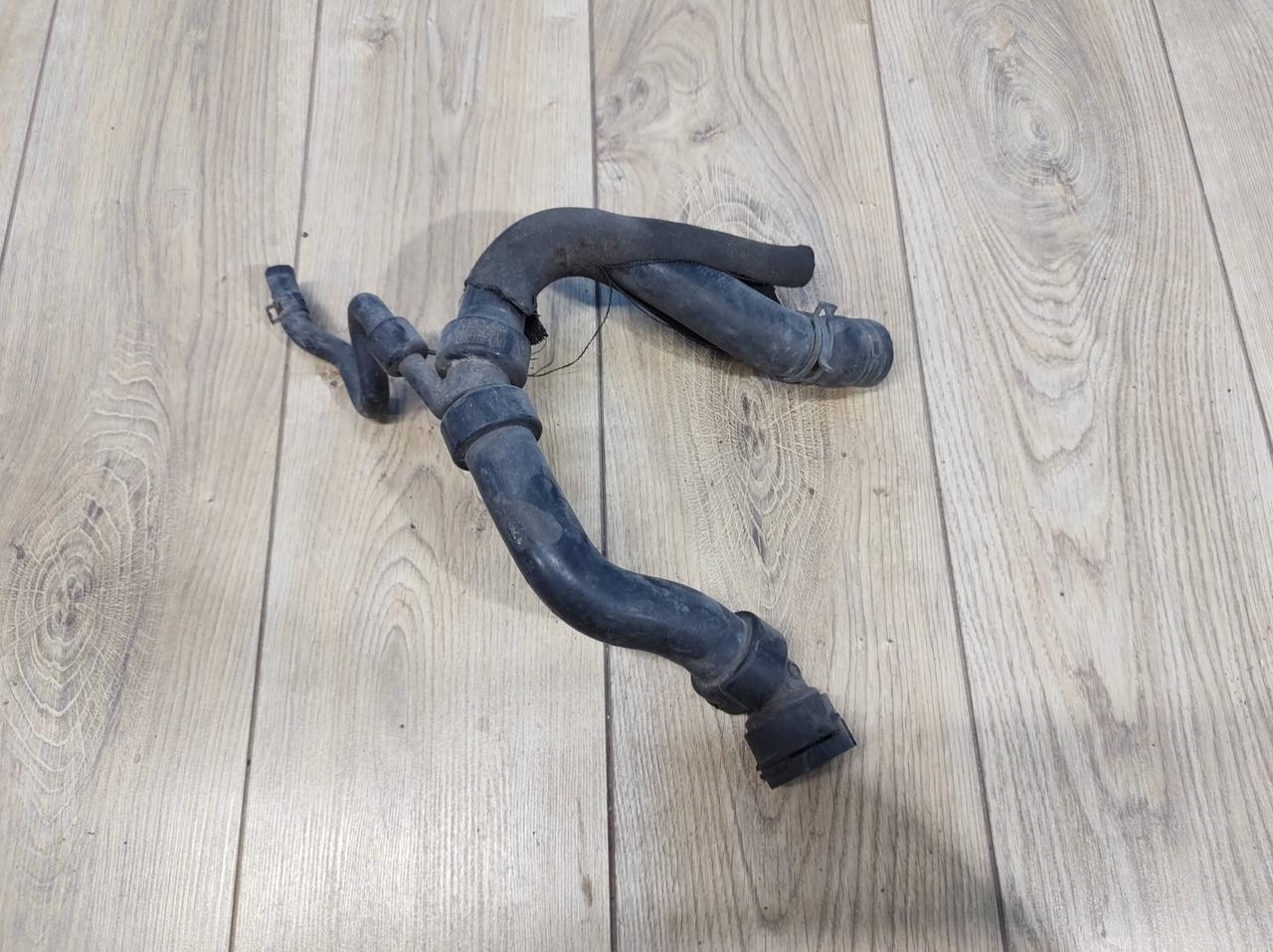 Патрубок радіатора Audi A6 C5 1997-2001 4B0121101T оригінал ауді, ціна ...