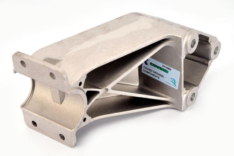 Крепление заднего крыла ДАФ 95, 105/ Кронштейн заднего крыла ДАФ 95 105 ...