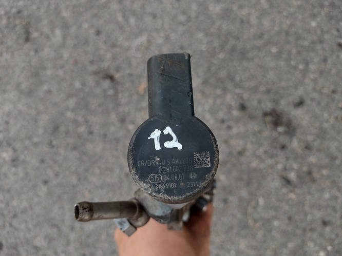 Регулятор датчик давления топлива BMW E60 E65 X5 E70 X3 E83 E90 E92 ...