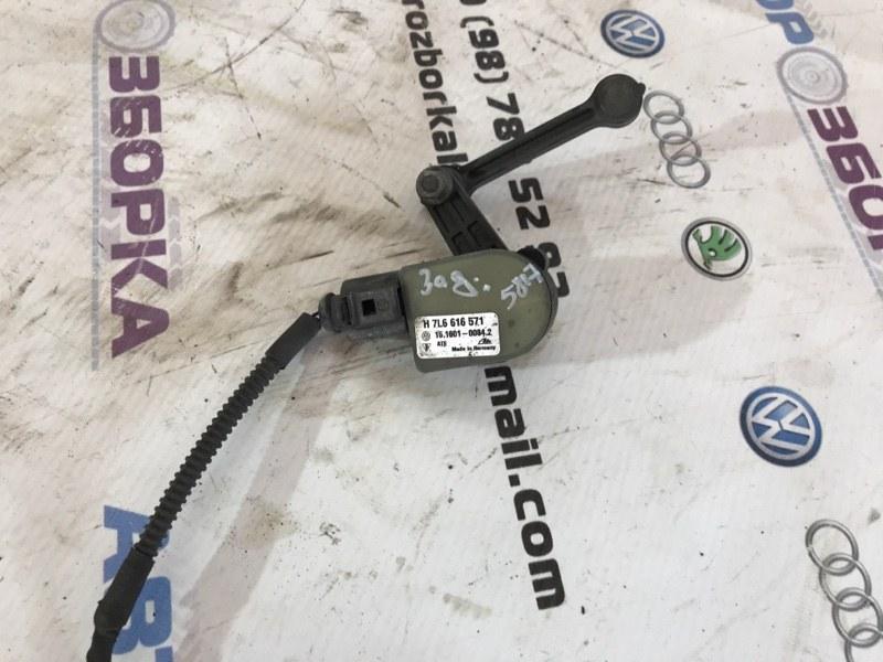 Датчик рівня положення кузова Audi Q7 2013 року 7L6616571, ціна: 1250 ...