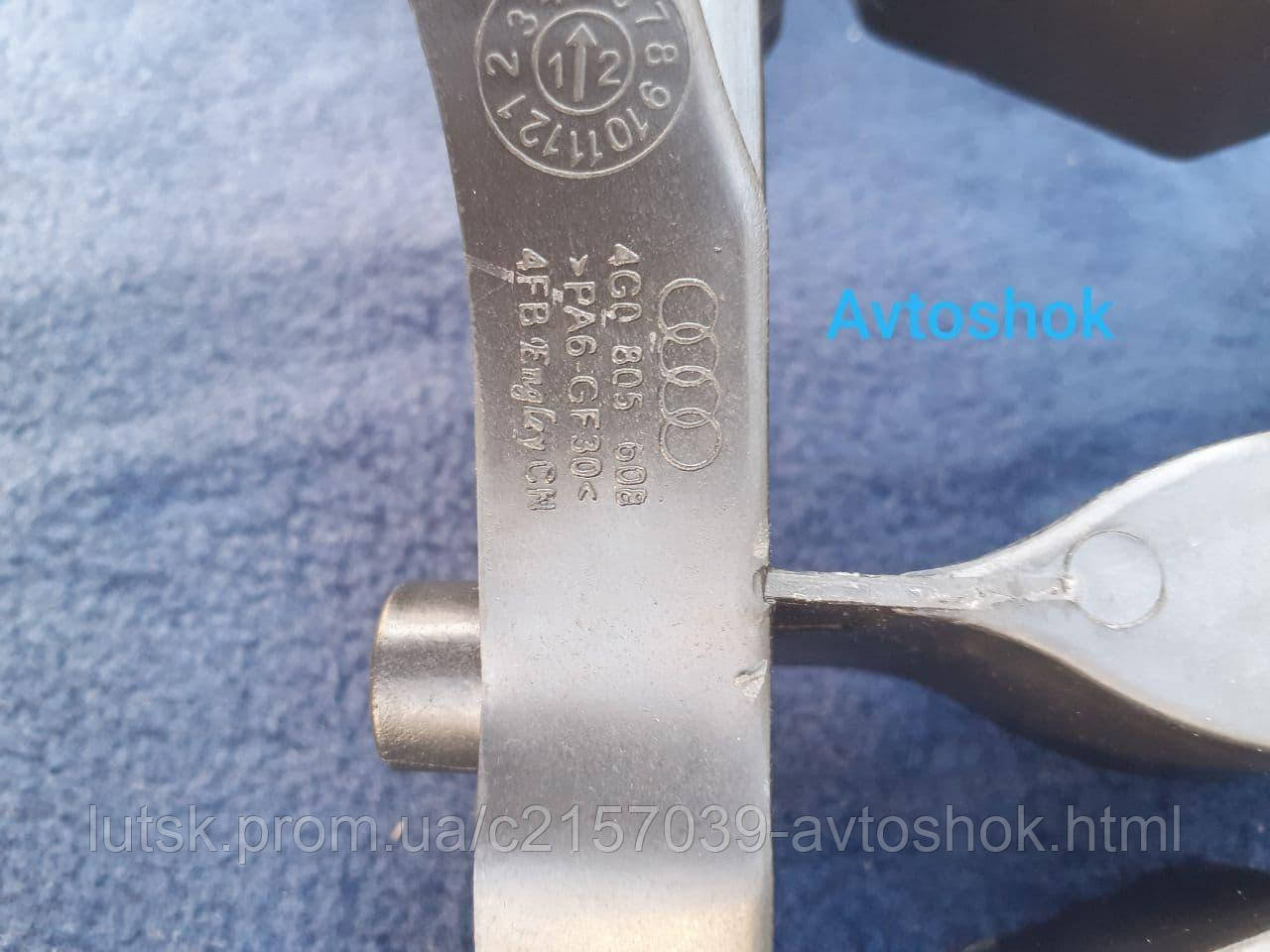 Кронштейн крепления фары передней (левой правой) Audi A6 C7 4G0805607 ...