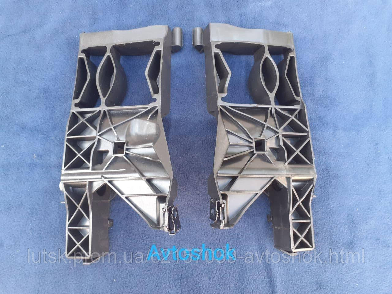 Кронштейн крепления фары передней (левой правой) Audi A6 C7 4G0805607 ...