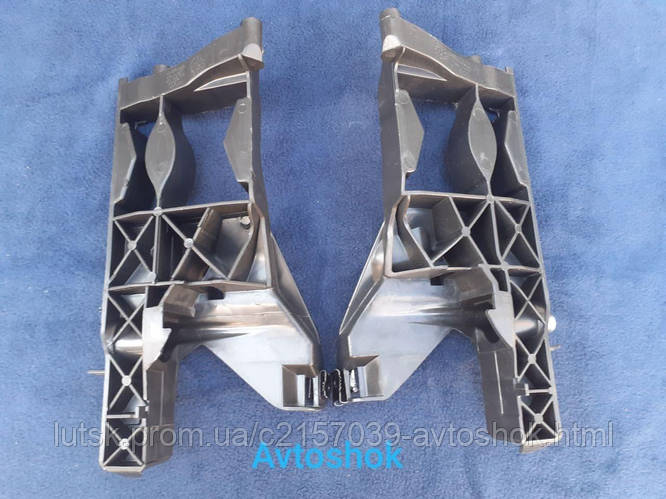 Кронштейн крепления фары передней (левой правой) Audi A6 C7 4G0805607 ...