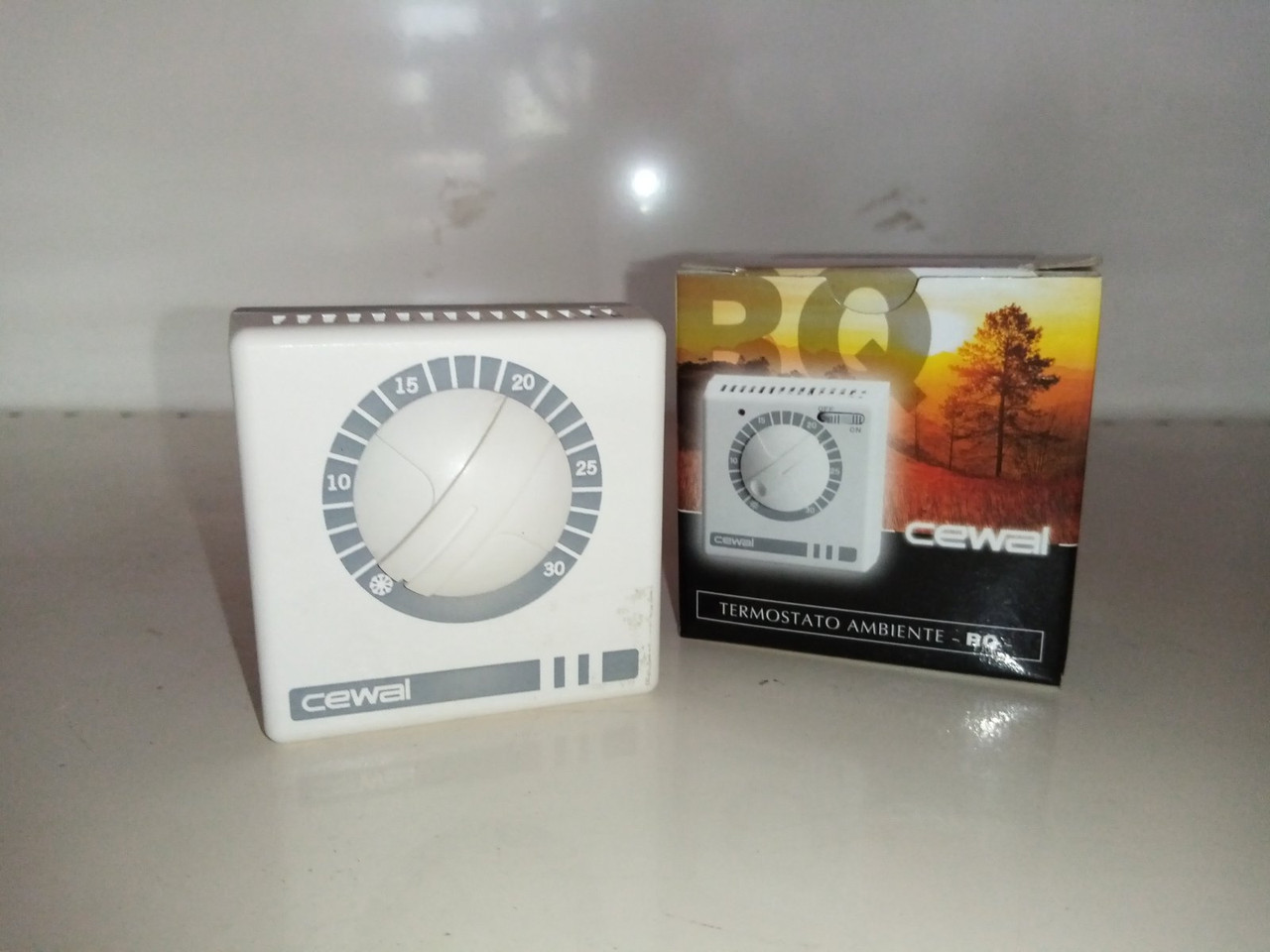 Комнатный датчик температуры Cewal RQ-01, цена 270 грн — Prom.ua (ID#1463194922)