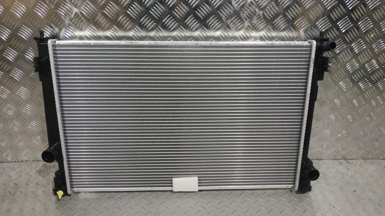 Радиатор охлаждения двигателя Toyota Camry 70 2018-2020 г.п Артикул ...