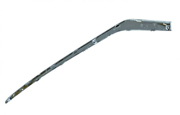 Купить Молдинг бампера переднего Hyundai Sonata 7 LF (2017-2019 ...