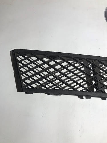 Решетка бампера нижняя центральная средняя бмв bmw5 ф F10/11 ...