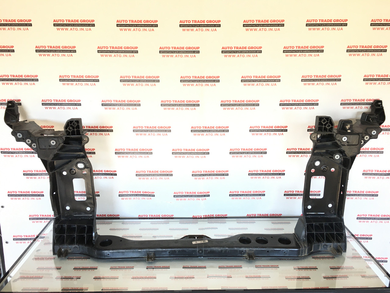 Телевизор панель радиатора ( ДЕФЕКТ ) Hyundai Tucson 2016-2020 64101 ...