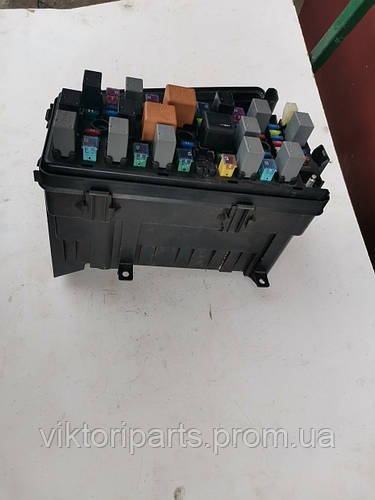 Блок предохранителей подкапотный Chevrolet Captiva C100(Шевроле Каптива ...