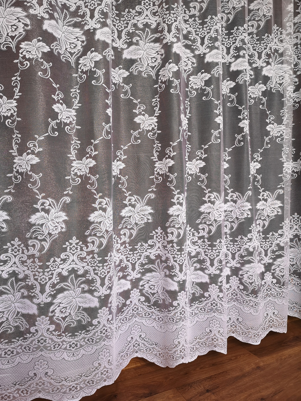 Тюль жаккард з ламбрекеном білий лілія залишок 6 20м купити за