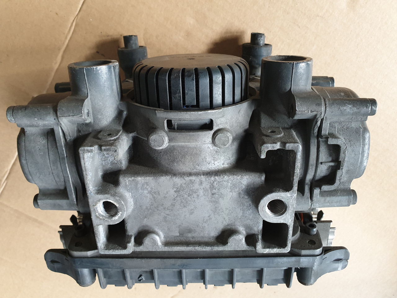 Кран модулятор EBS Iveco Stralis 41211413 Wabco 4801040050, ціна 5119. ...