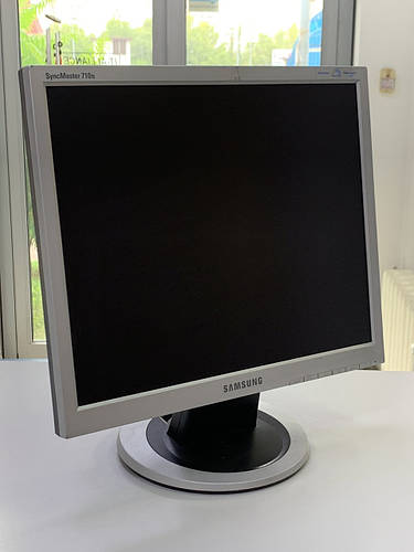 Монітор Samsung SyncMaster 710N б/у, ціна 499 грн — Prom.ua (ID#1485704422)