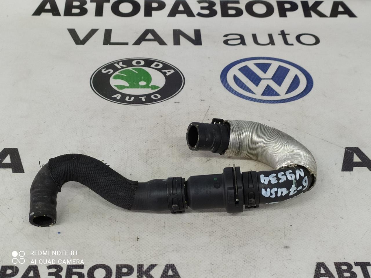 Патрубок охолоджувальної системи з термостатом 1K0121113A VW Б 7 USA ...