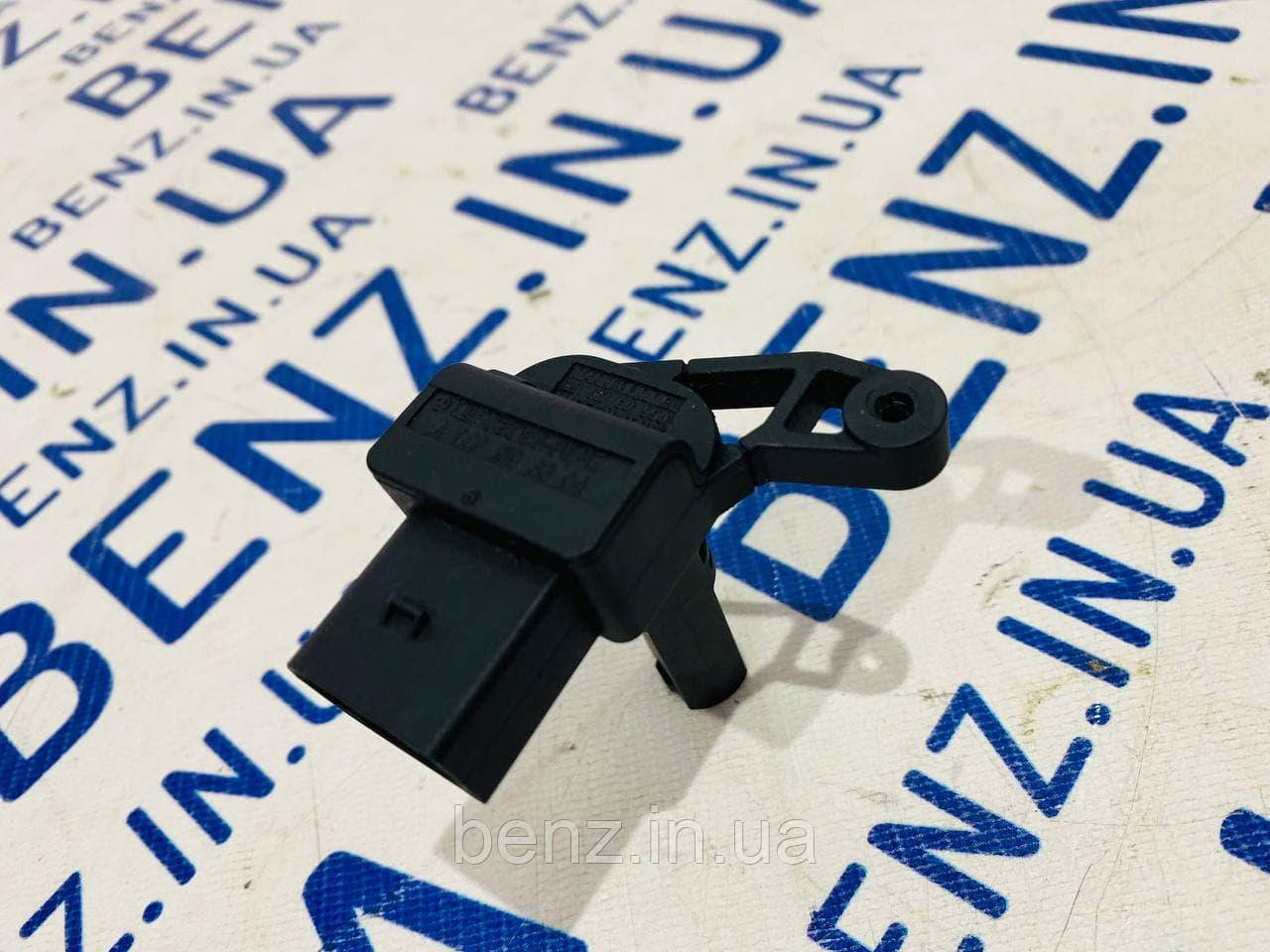 Нагрівач паливного фільтра Mercedes W204, C207, W212, W221, W164 ...