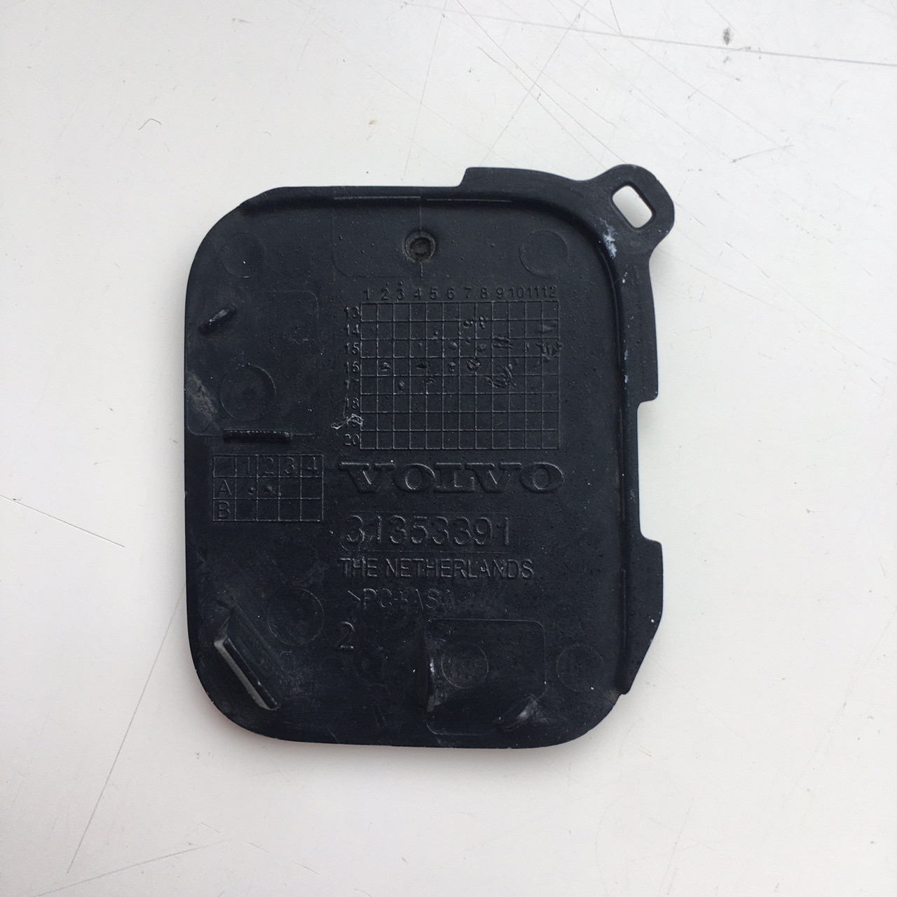 Заглушка буксирувального гака Volvo XC90 (2015-) задня 31353391 (ID ...