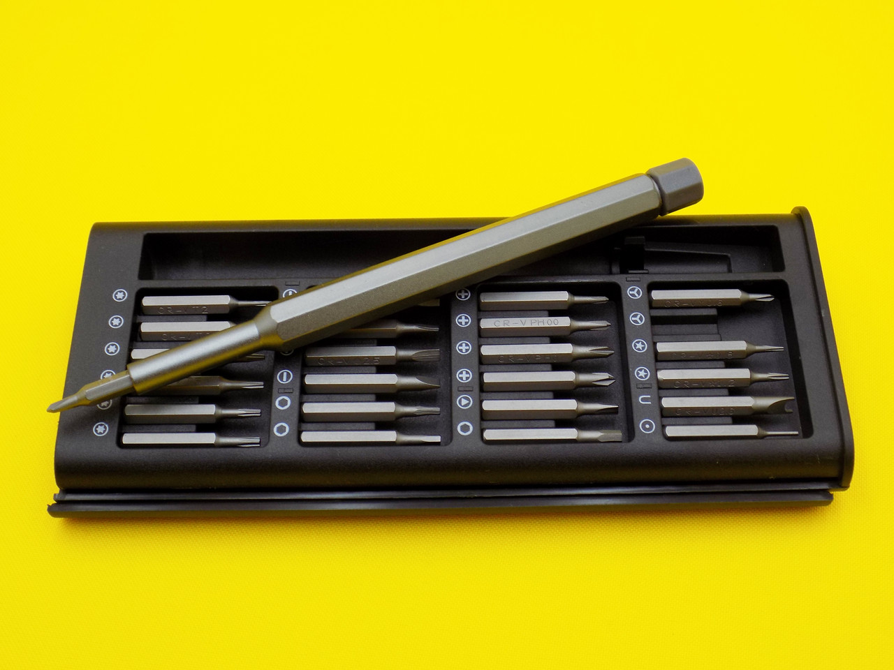 Купить Professional Tools набор отверток 24 в 1 модель 6024 SR-V, цена ...