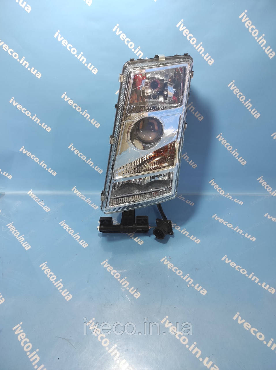 Фара левая VOLVO FH12 FM7 20360898 20752993 20762992 20861575 20861583 ...