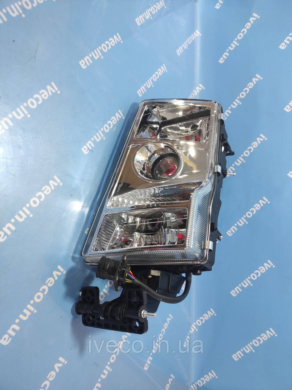 Фара левая VOLVO FH12 FM7 20360898 20752993 20762992 20861575 20861583 ...
