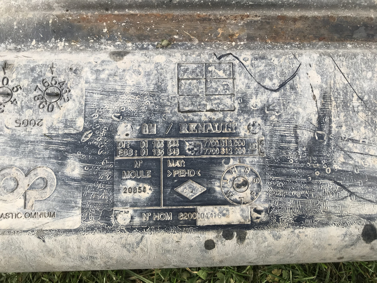 Бак топливный Renault Trafic, Opel Vivaro, Nissan Primastar 8200104416 ...