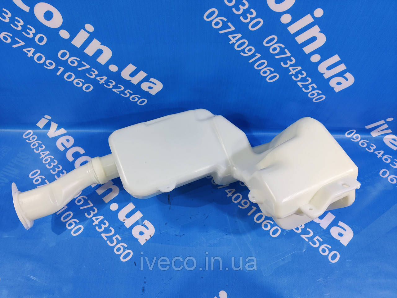 Бачок Склоомивача VOLVO FH12 FH16 FM FM9 20360593 20382650 21965383 ...