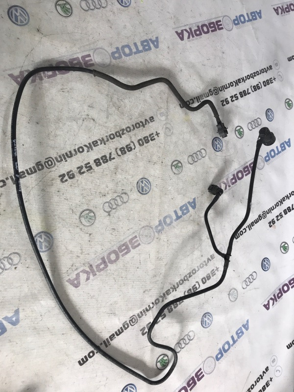 Трубка вентиляційна Volvo XC60 2017 року 31368752, ціна: 2500 ₴, купити ...