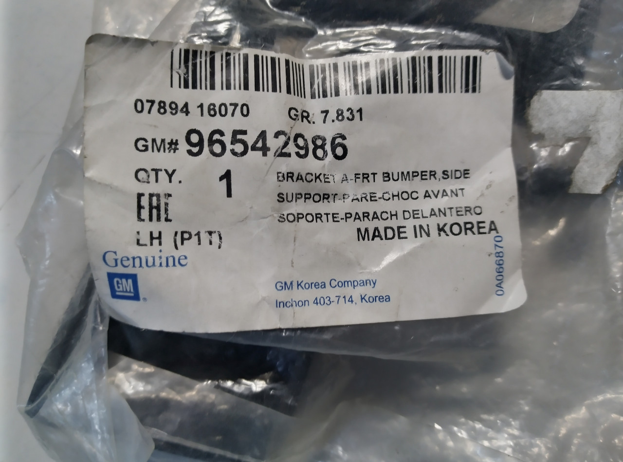 Кронштейн переднього бампера лівий GENERAL MOTORS 96542986 CHEVROLET ...
