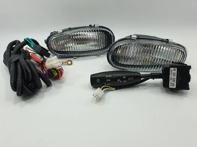 Купить Комплект противотуманных фар Ланос, Сенс с проводами и ...