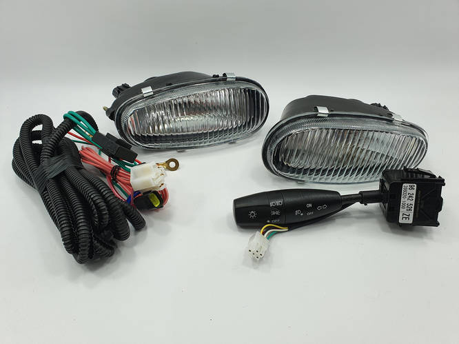 Купить Комплект противотуманных фар Ланос, Сенс с проводами и ...