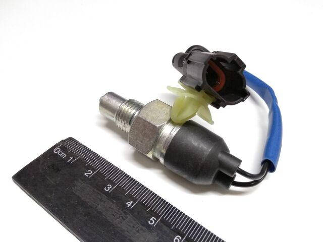 Включатель света заднего хода Matiz, APK (96314357) (96314357/95224024 ...