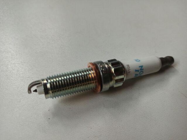 Свеча Зажигания NGK SILZKBR8D8S/97506 BMW — Купить Недорого на Bigl.ua ...
