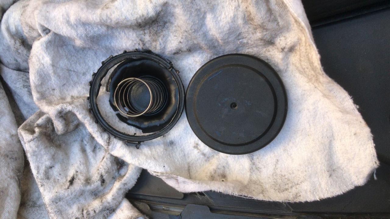 Мембрана маслоотделителя Mercedes OM646 и OM648 A6460101462 ...