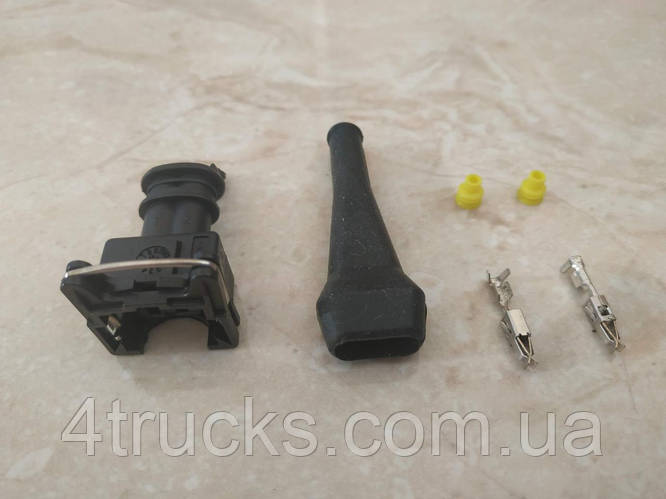 Купить Штекер габаритного фонаря с пыльником DAF Renault Iveco Daily ...