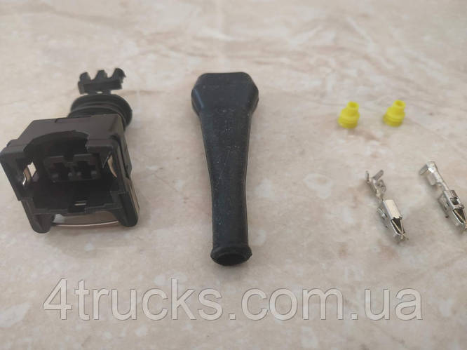 Купить Штекер габаритного фонаря с пыльником DAF Renault Iveco Daily ...