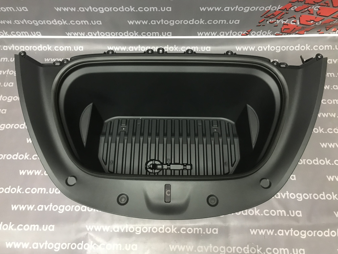 Багажник передній Tesla Model Y, ціна 15580 грн — Prom.ua (ID#1507437713)